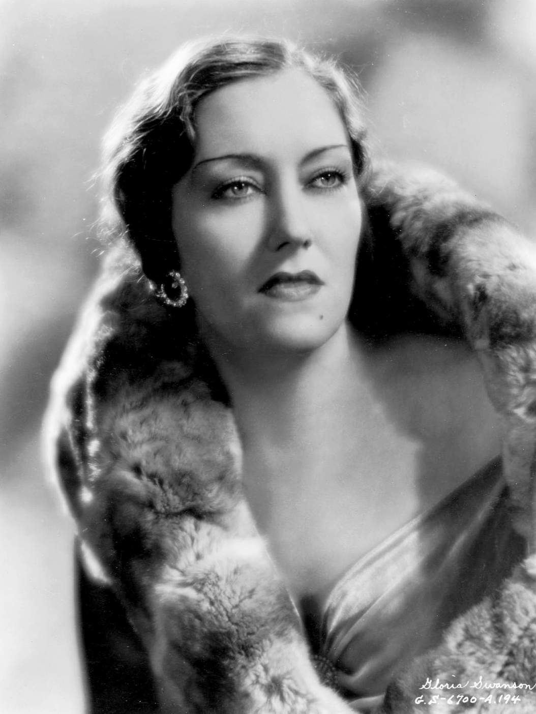 It's The Pictures That Got Small ...: THE SATURDAY GLAMOUR 15!