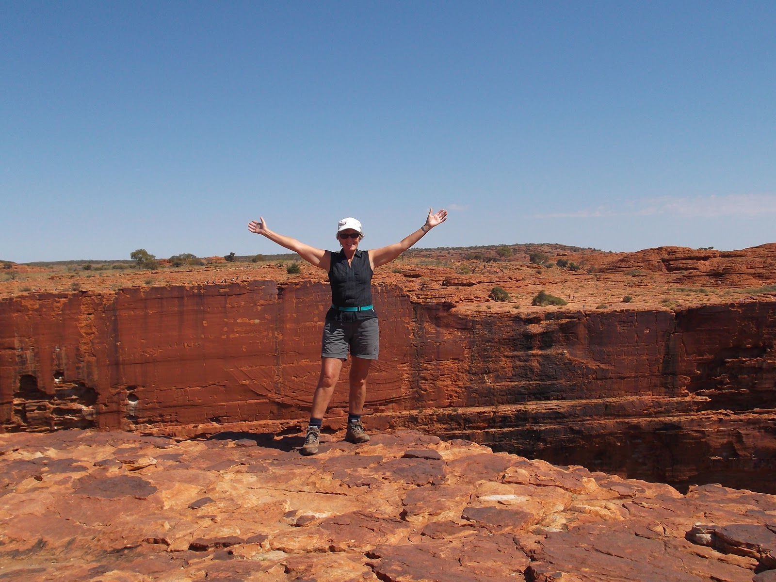 AUSTRALIAN ADVENTURE: Alice Springs to Ayers Rock 18/9/12 - 28/9/12