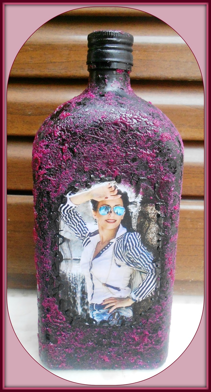 lila365idees: DECOUPAGE ΣΕ ΜΠΟΥΚΑΛΙ ΜΕ ΦΩΤΟΓΡΑΦΙΕΣ (DECOUPAGE IN BOTTLE ...