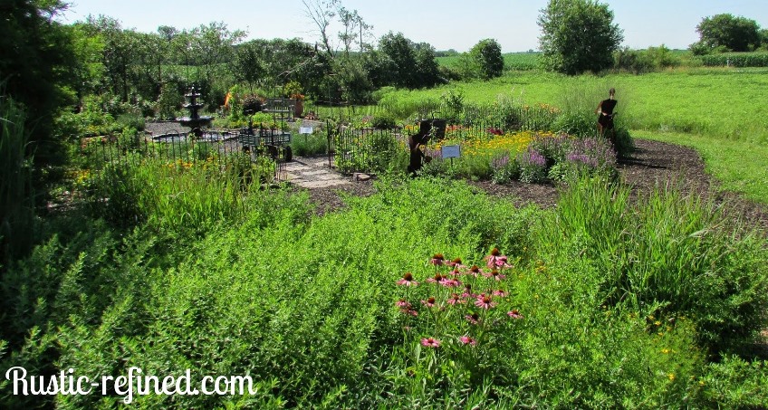 Gardens on an Indiana Prairie | Rustic & Refined