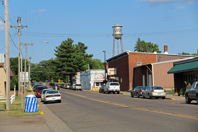 I Have Never...: Day 68 - Luck, Wi/New Glarus 20th Anniversary Strong Ale