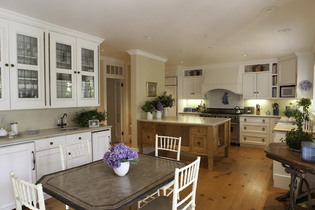 Color Outside the Lines: TUESDAY: Inspiring Spaces by Charles Spada