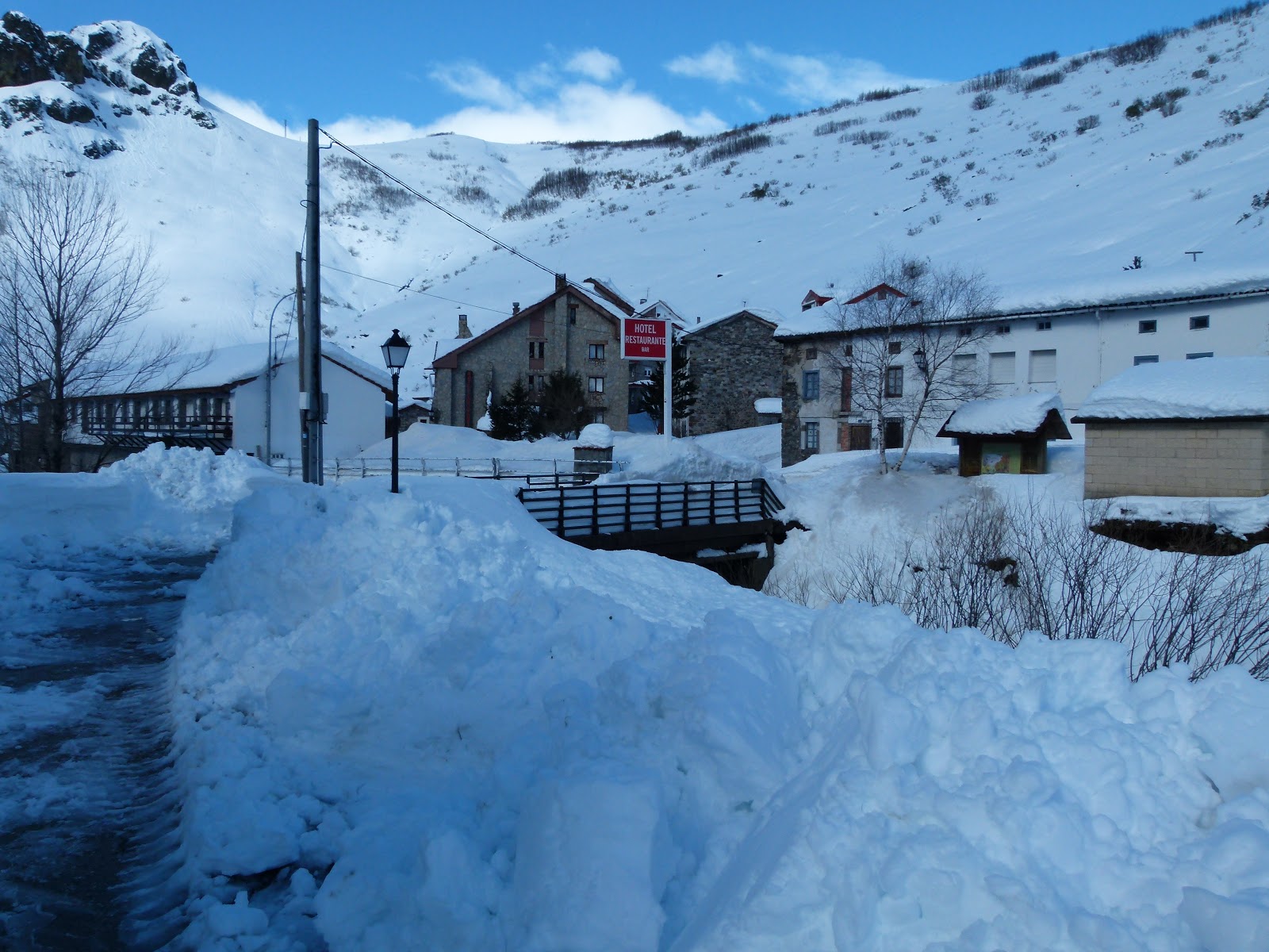 Nieve y Montañas Cantabricas: Nevadona en San glorio y LLanaves(13-2-13)