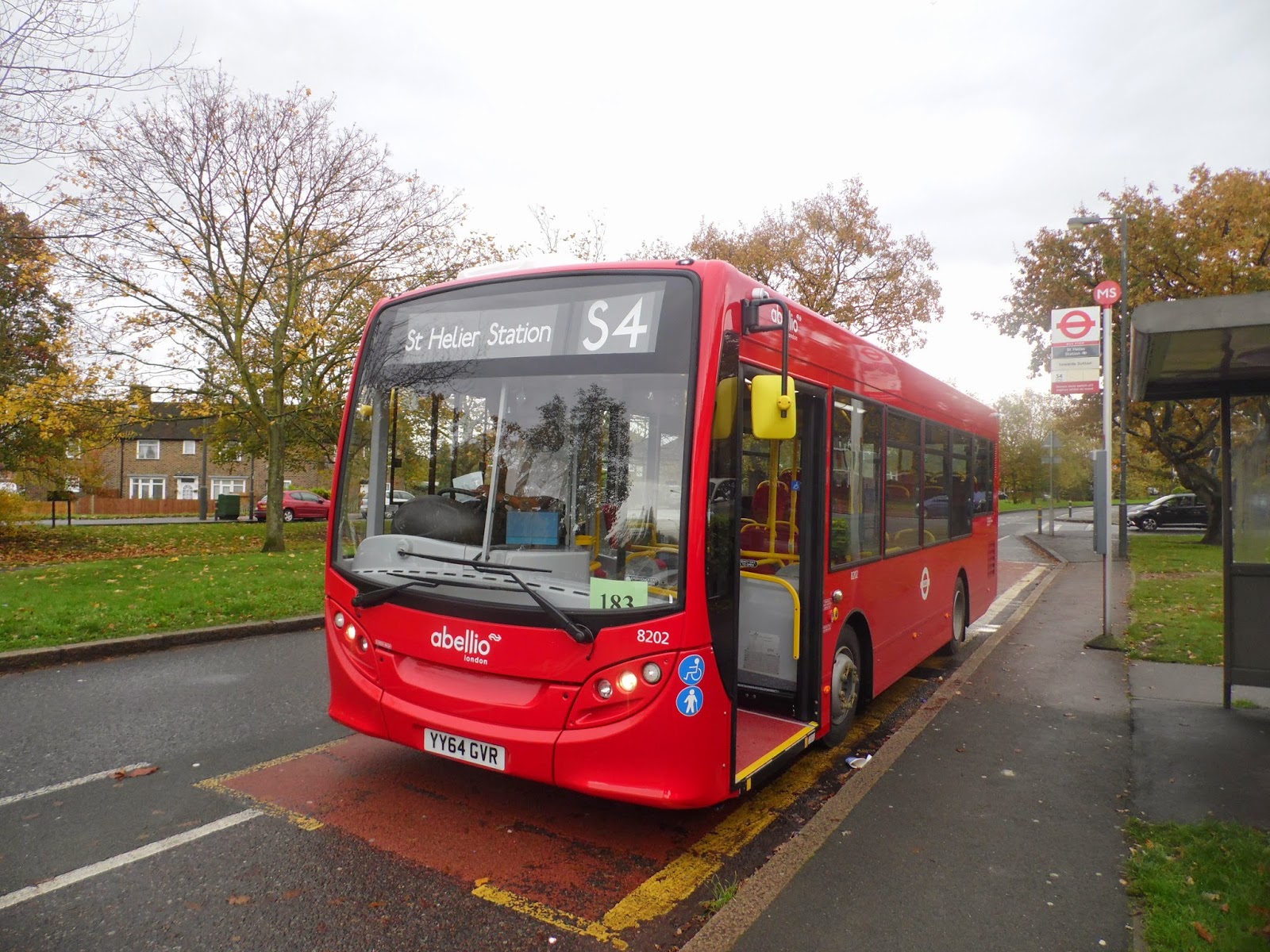 Tom London & Surrey Bus Blog: Route S4 Observations