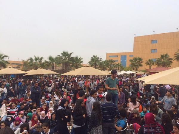 Egyptian Chronicles: #GUC Students start a sit-in for their colleague