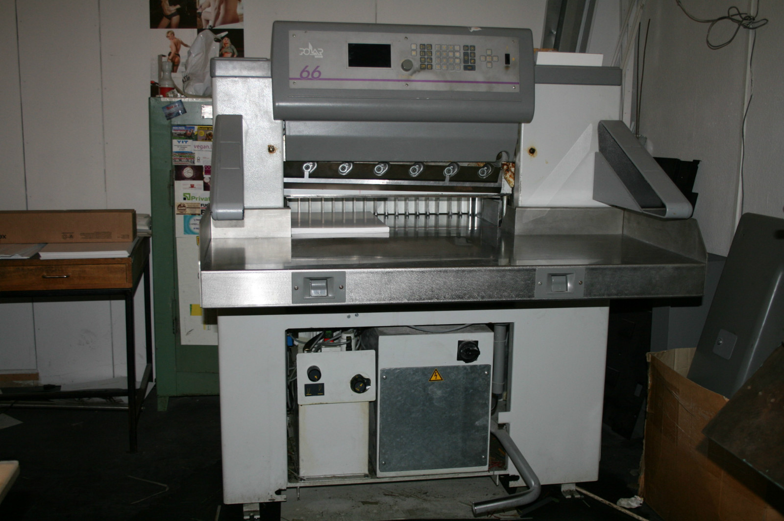 eBay Scam Hunter: Adolf Mohr Polar 66 Paper Guillotine Cutter ...