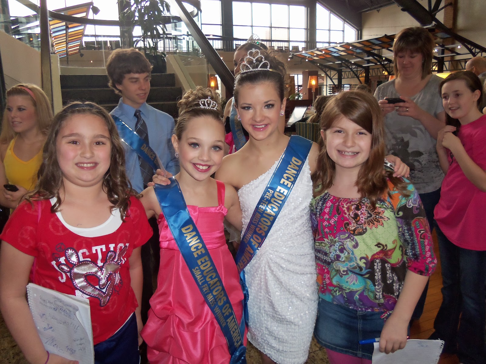 Girls Just Want To Have Fun!: I Met the Dance Mom's!!