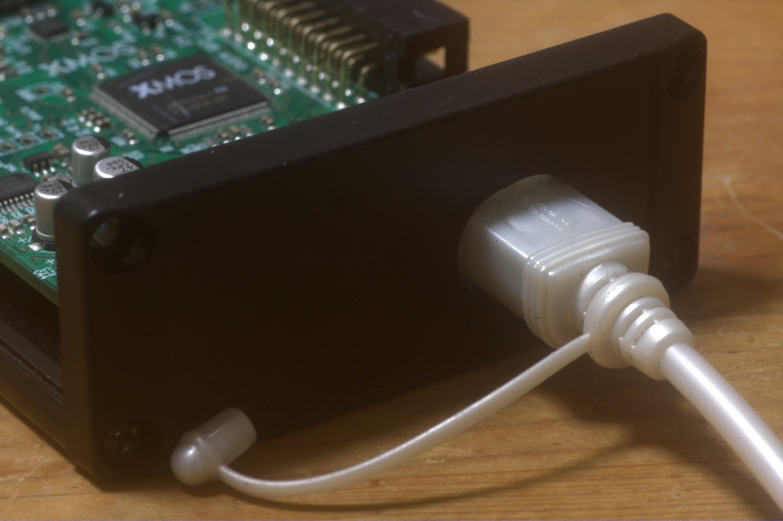 マルチチャネルDAC製作記: XMOS USB Audio 2.0 Reference Design ケース組込