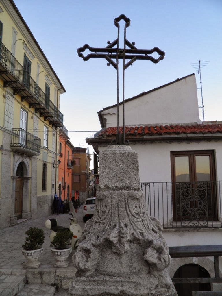 Tabernacoli italiani: Sant'Angelo Limosano, Croce