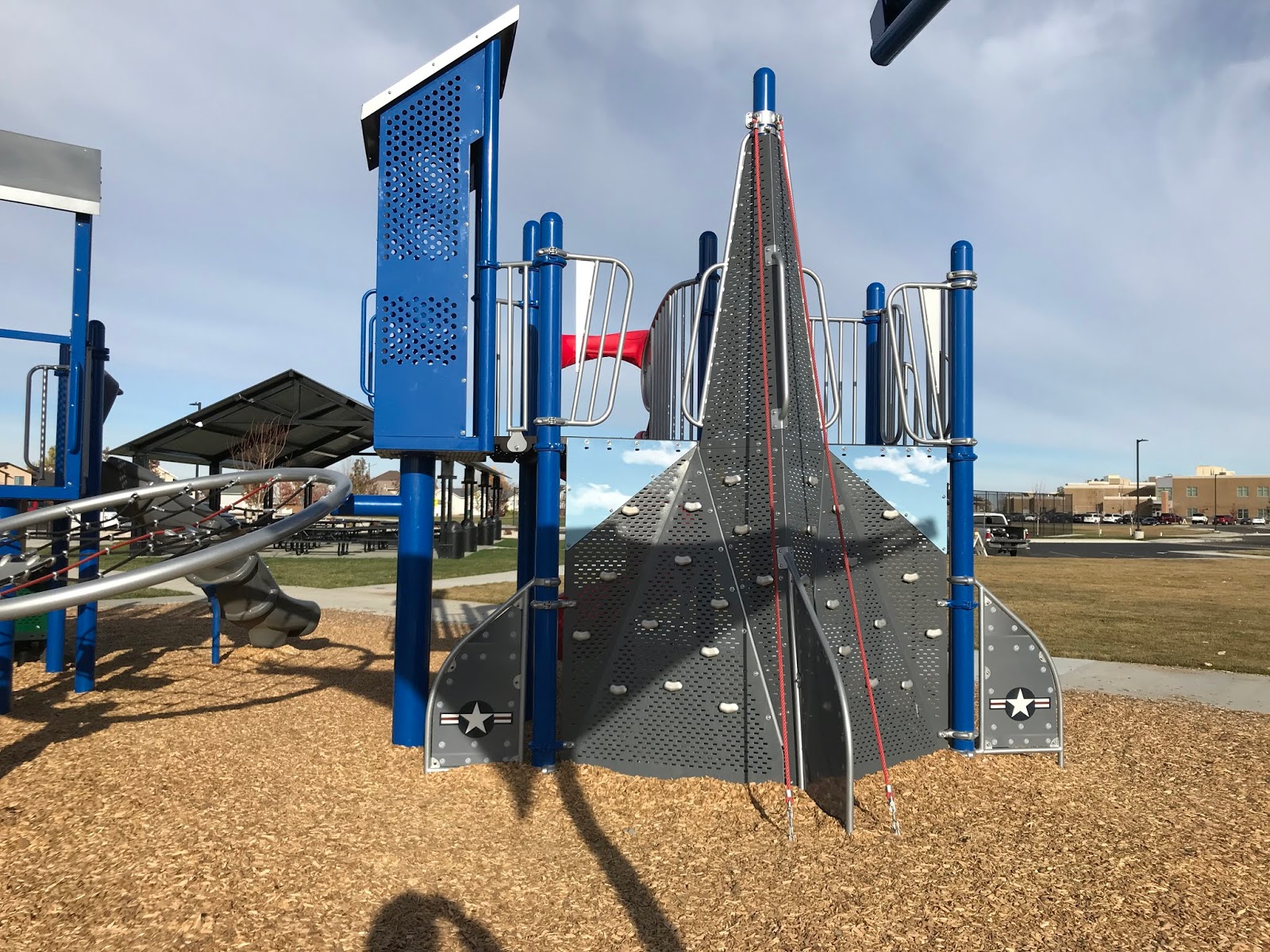 REVIEW OF GEORGE WAHLEN NORTH PARK, ROY, UT - Weber County Playgrounds