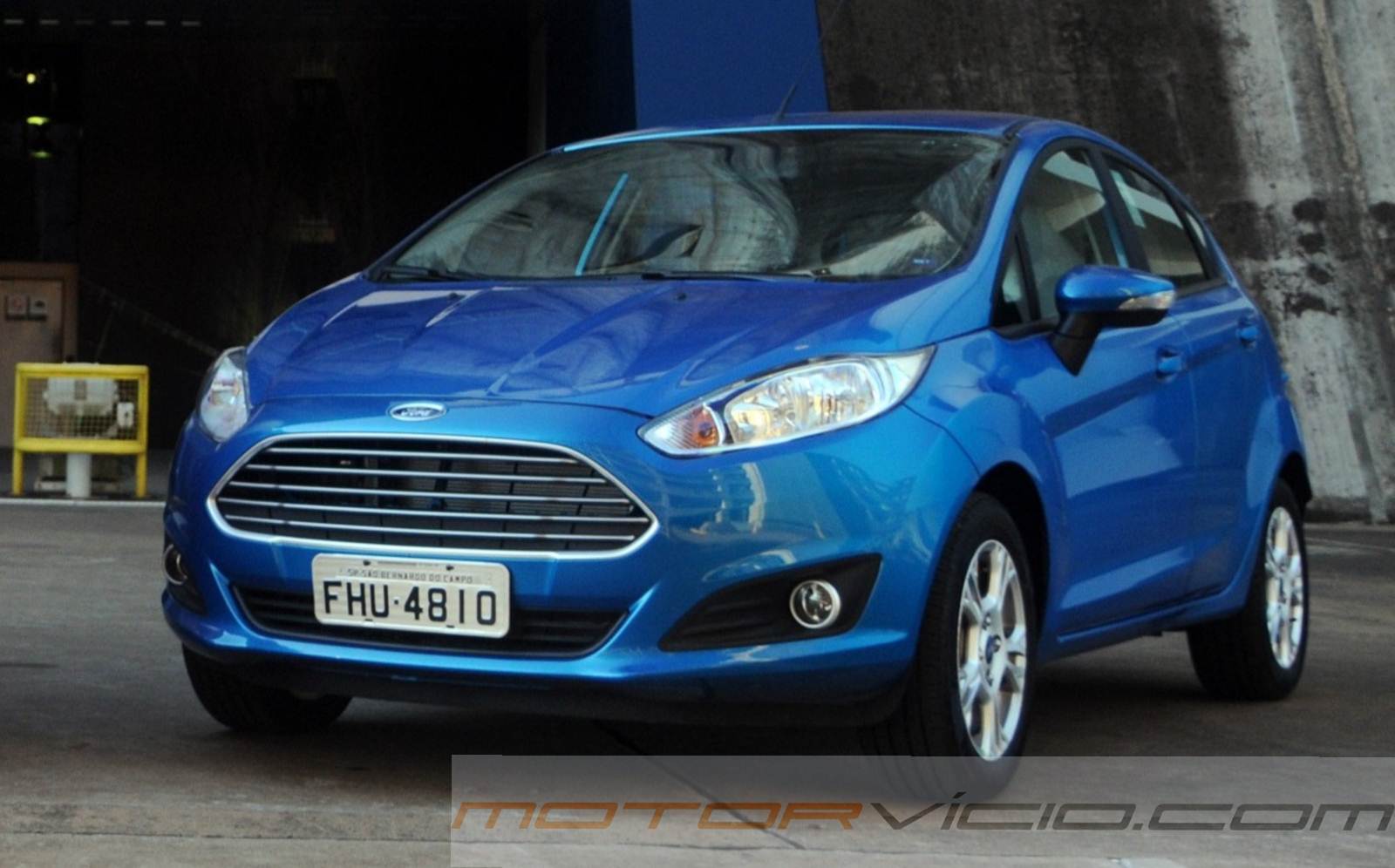 New Fiesta Hatch 2014: preço, consumo, fotos e ficha técnica