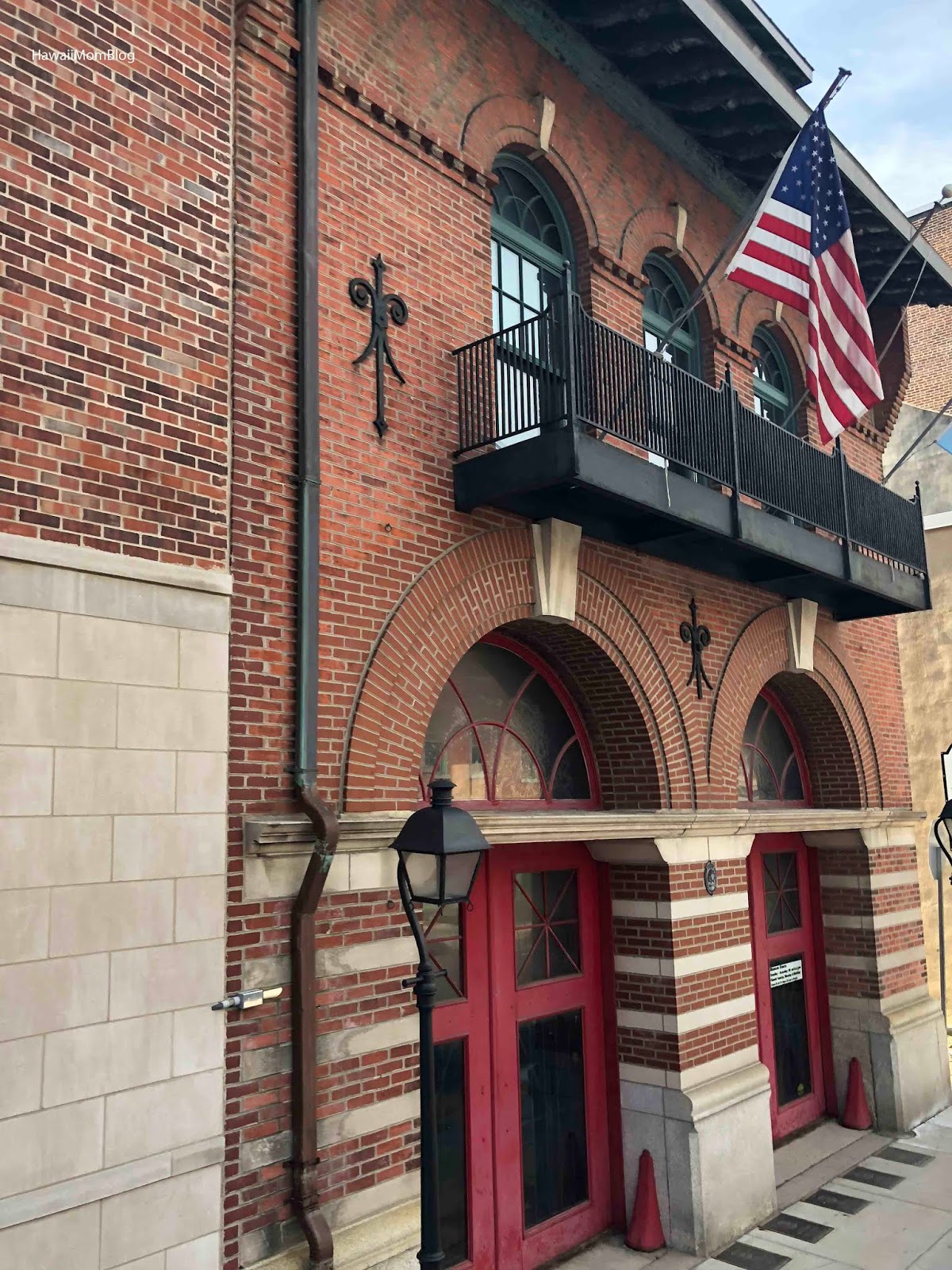 Hawaii Mom Blog: Visit Philly: Philadelphia Trolley Works Big Bus Hop ...