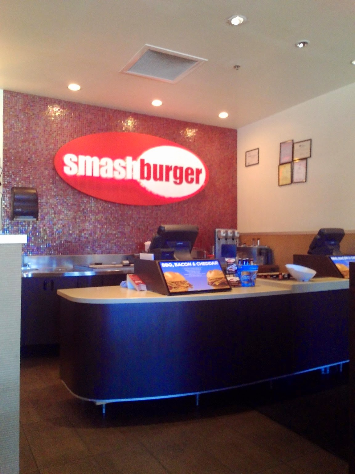 Eat and Critique !: Smashburger