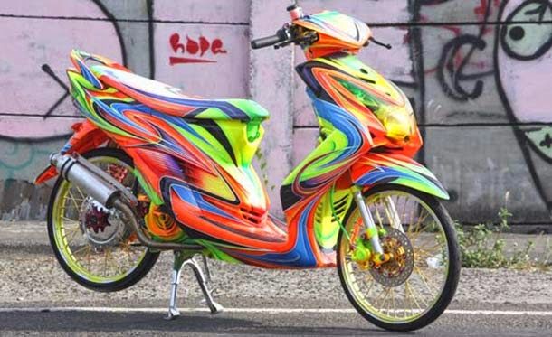 Modifikasi Yamaha Mio J dengan Sentuhan Airbrush