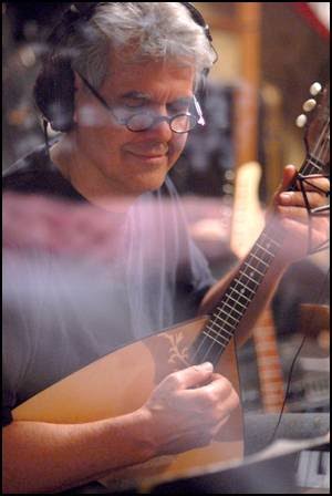 L'ÉCRAN MUSICAL: Steve Bartek : un reflet dans l'ombre