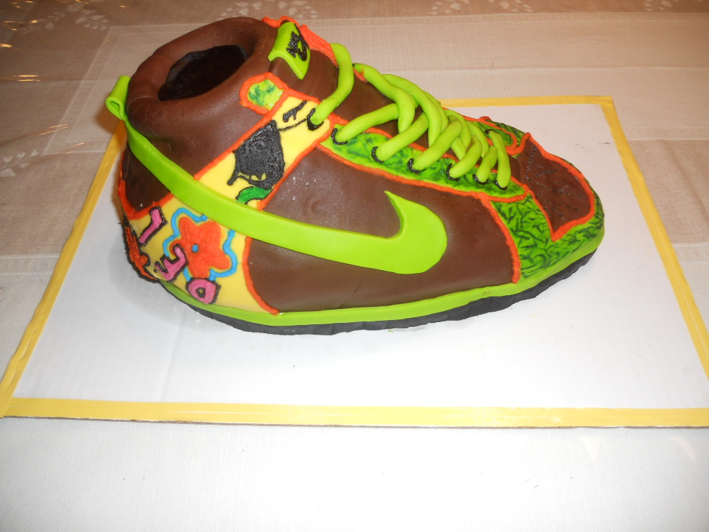 Dana's Baking: Nike Dunk Cake