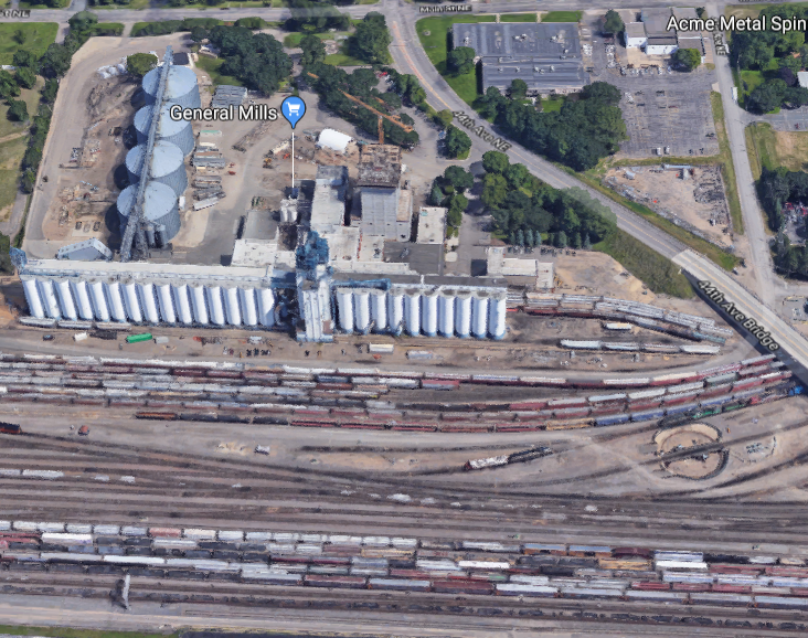 Towns and Nature: Minneapolis, MN: BNSF/Northern Pacific Northtown Yard and General Mills Oat Mill