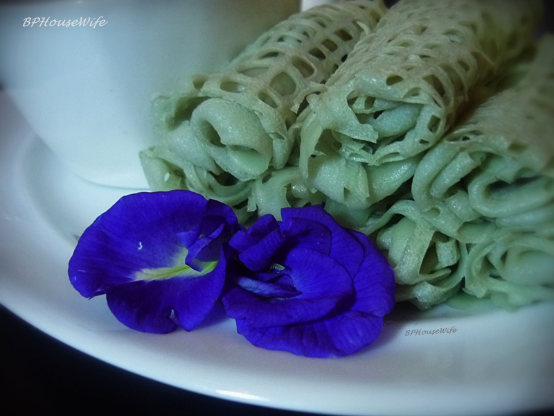 BPHouseWife: Blue Pea Roti Jala Recipe (step by step photos)