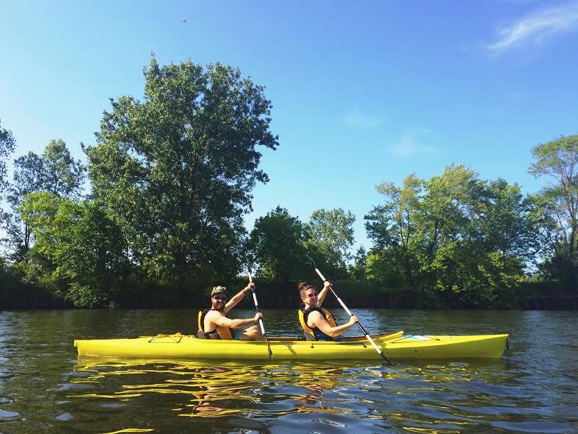 Planet Kelsey: Kayaking on the Milwaukee River