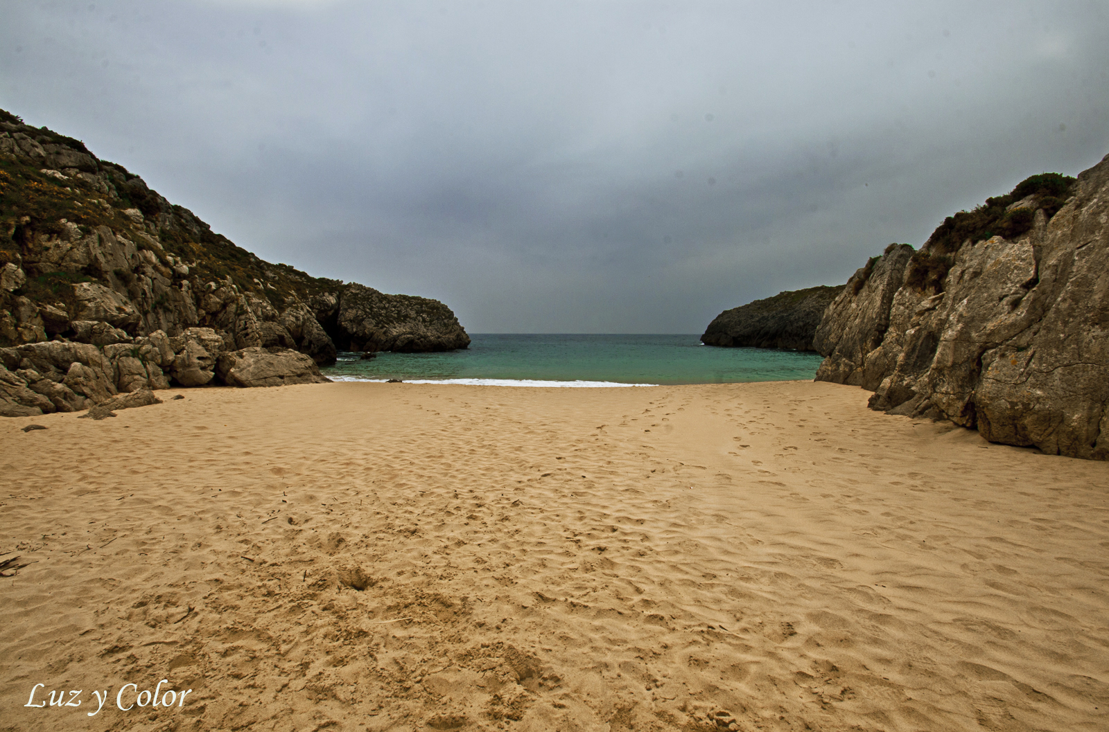 PAISAJES: PLAYA DE SAN ANTONIO (LLANES/ASTURIAS)
