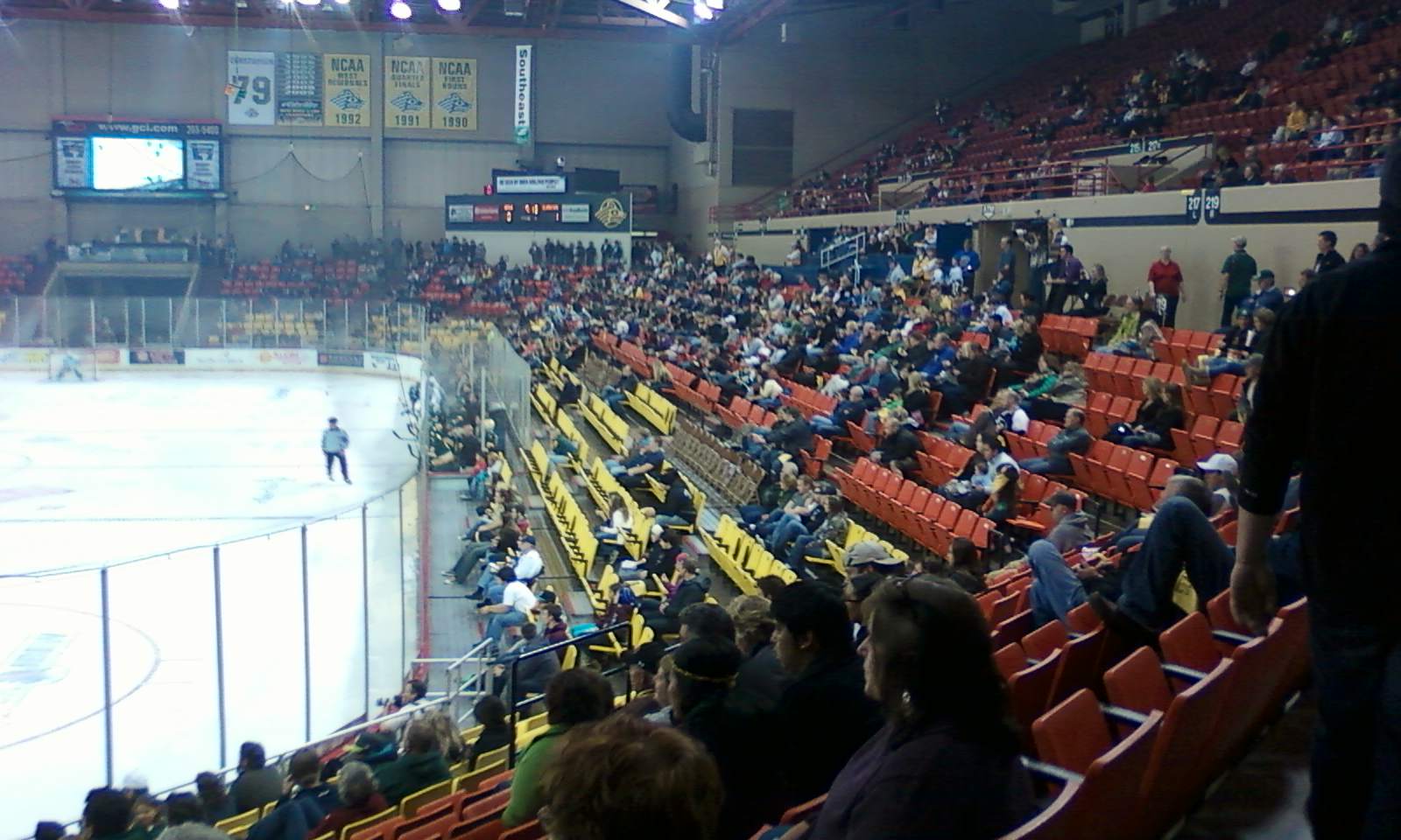 2011 UAA Homecoming: Barista reporting from Sullivan Arena