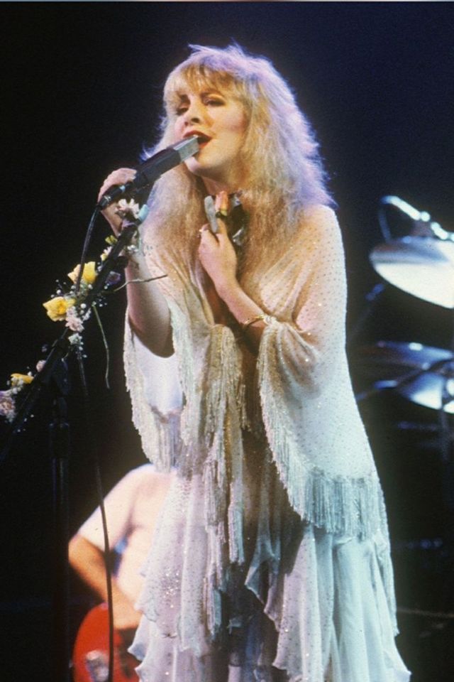 40 Candid Color Photographs Capture A Young And Beautiful Stevie Nicks On The Stage In The 1970s