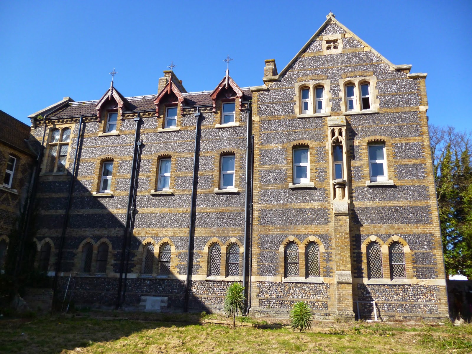 thanetonline: Pictures of St Augustine’s Abbey Ramsgate