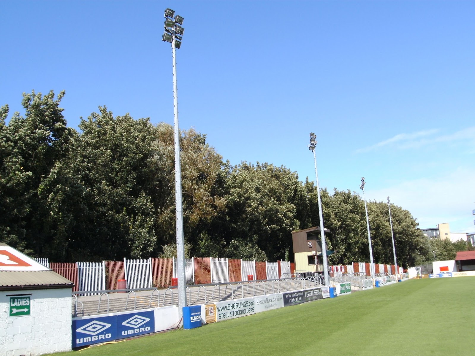 Extreme Football Tourism: IRELAND: Saint Patrick's Athletic