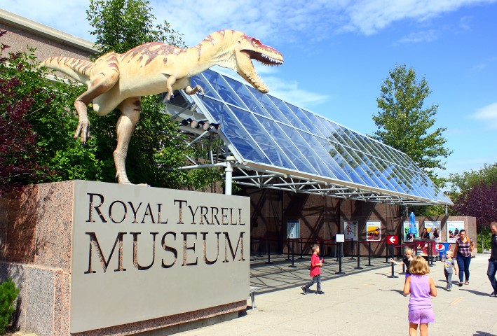 Keith Nicol Adventures: The Royal Tyrrell Museum is a must see ...