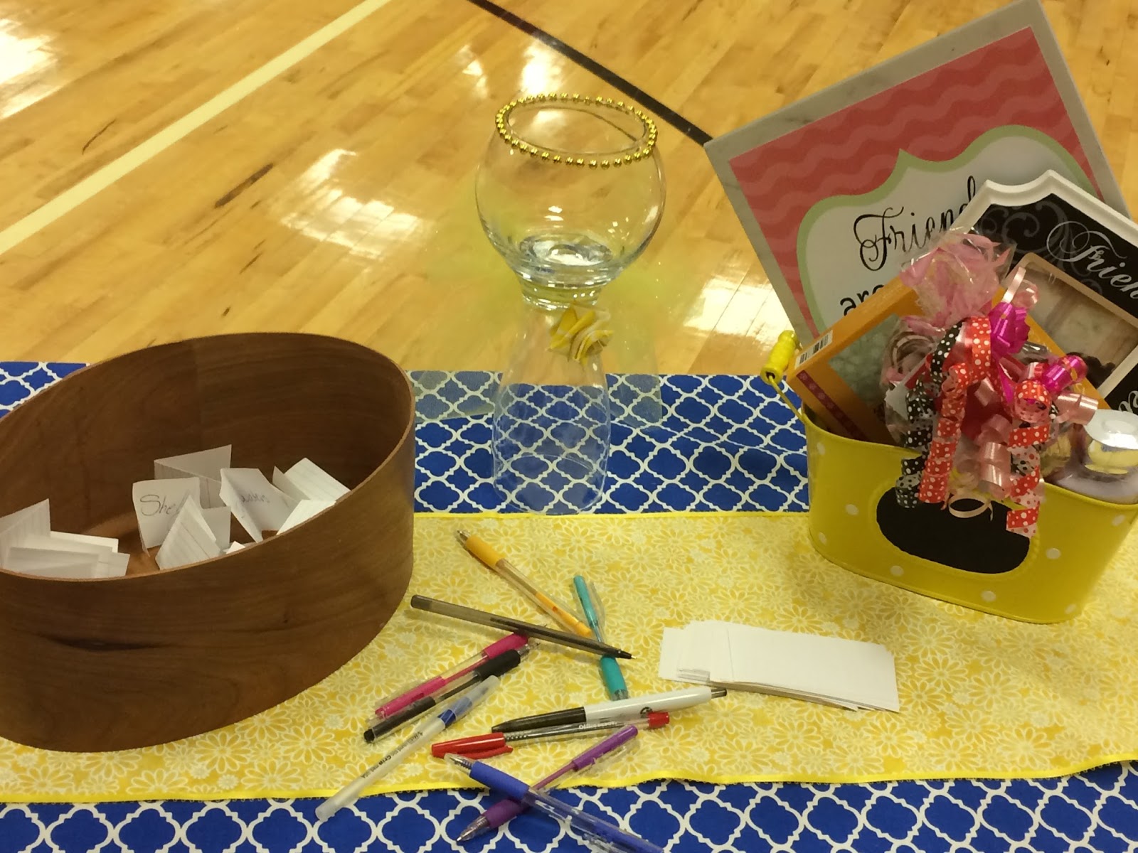 DIY Party Mom: Relief Society Birthday Dinner Party