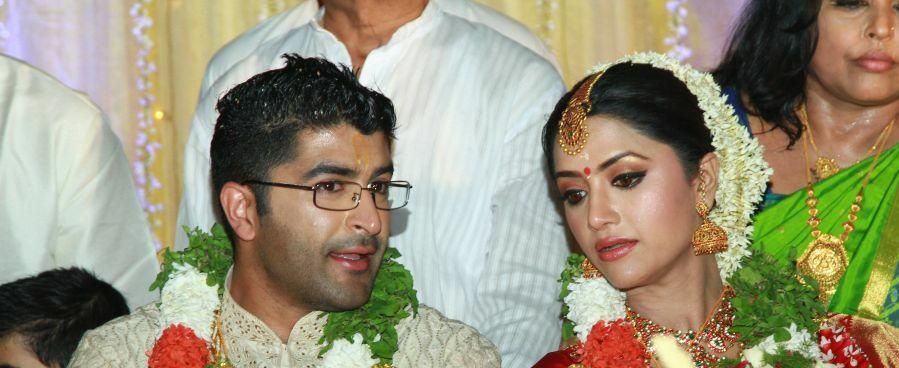 Mamta gets the wedlock. - Mollywood Frames | Malayalam Movies, Latest ...