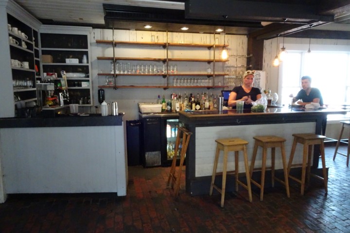 Walkabout With Wheels Blog: Beers @ 7th Wave Restaurant in Rockport ...