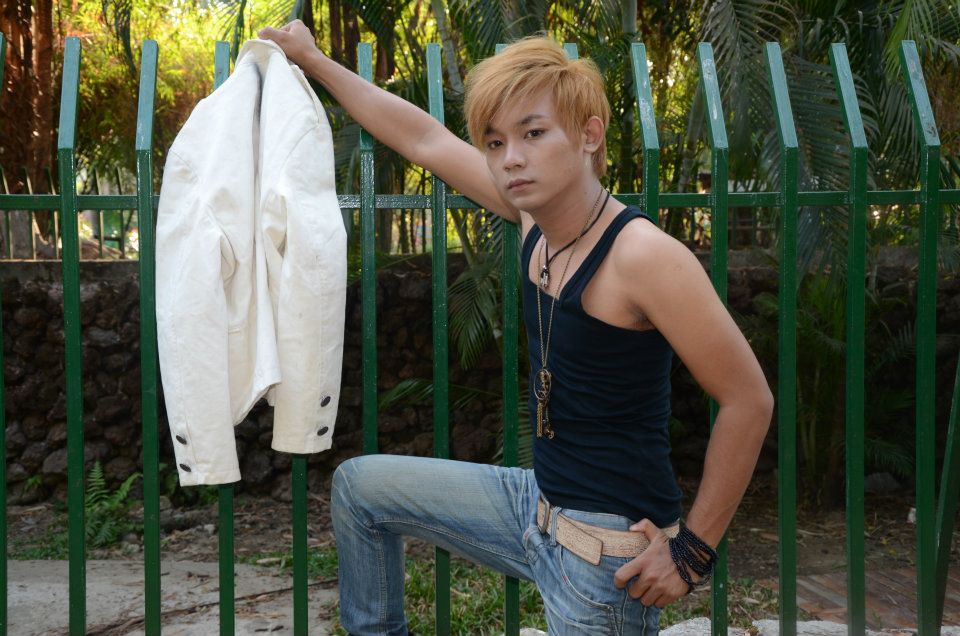 M y a n m a r H u n k s: Si Thu Aung