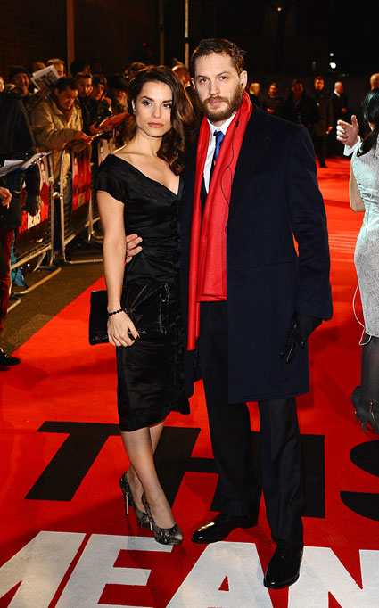 Super Hollywood: Tom Hardy With His Girlfriend Charlotte Riley In ...
