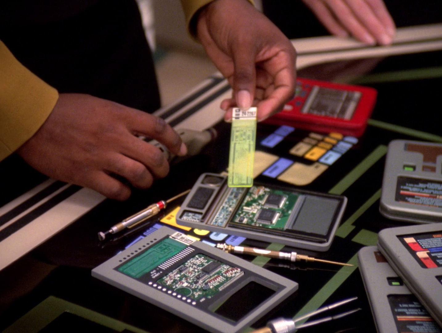 JIMSMASH ! ! !: STAR TREK ISOLINEAR CHIP USB DRIVE