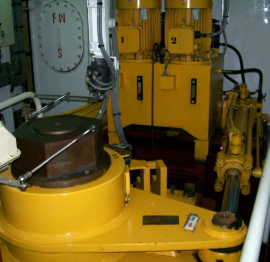 Visiones de Ferrolterra: Carguero ANNA embarranca entrando en Ferrol