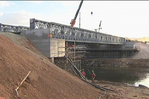 MILITARY BRIDGE OPERATIONS: Pontes Logistic Support Bridge (LSB) sobre ...