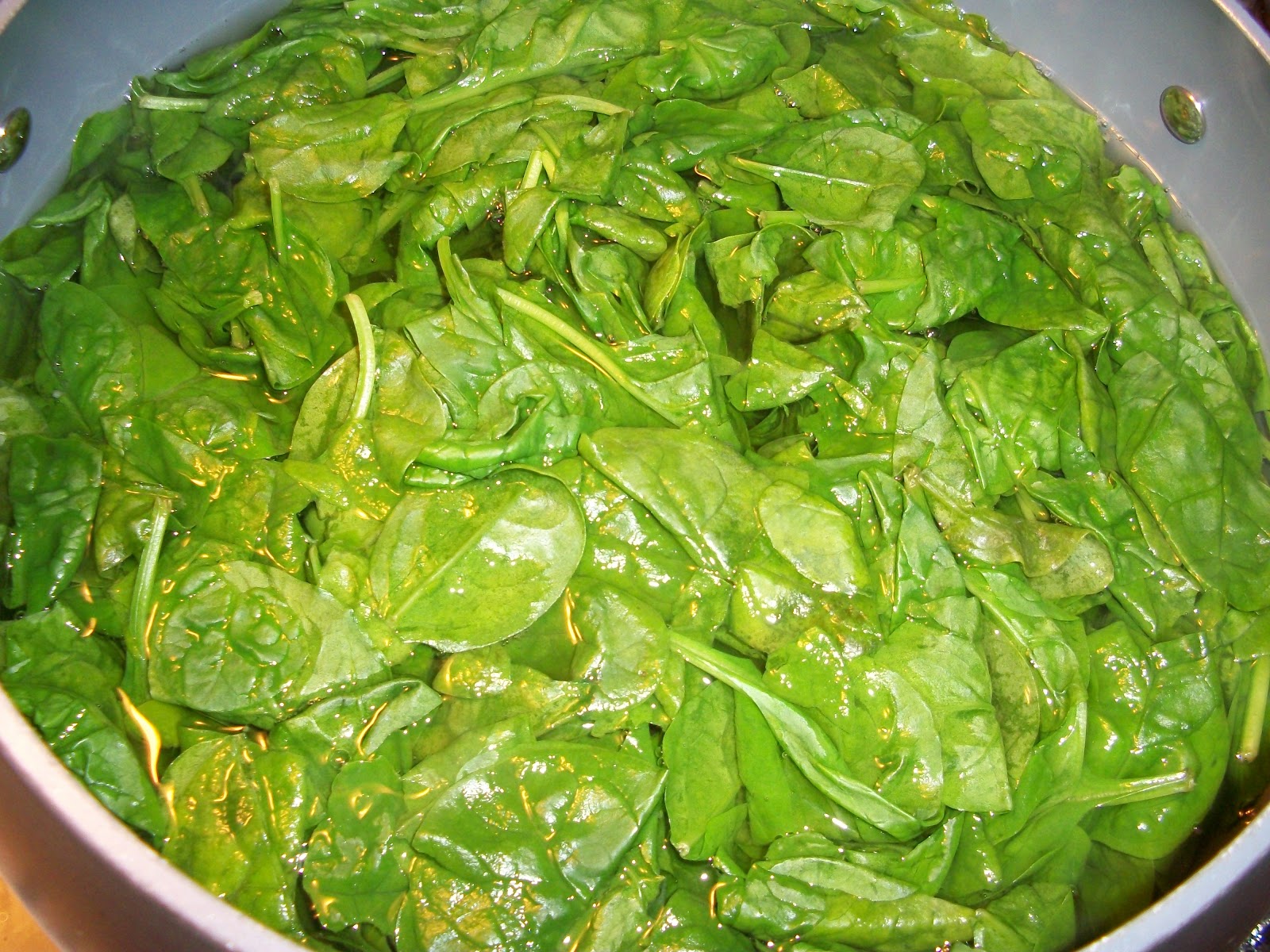 Cooking with love ! : Spanac scazut cu oua(Creamed spinach with sunny ...