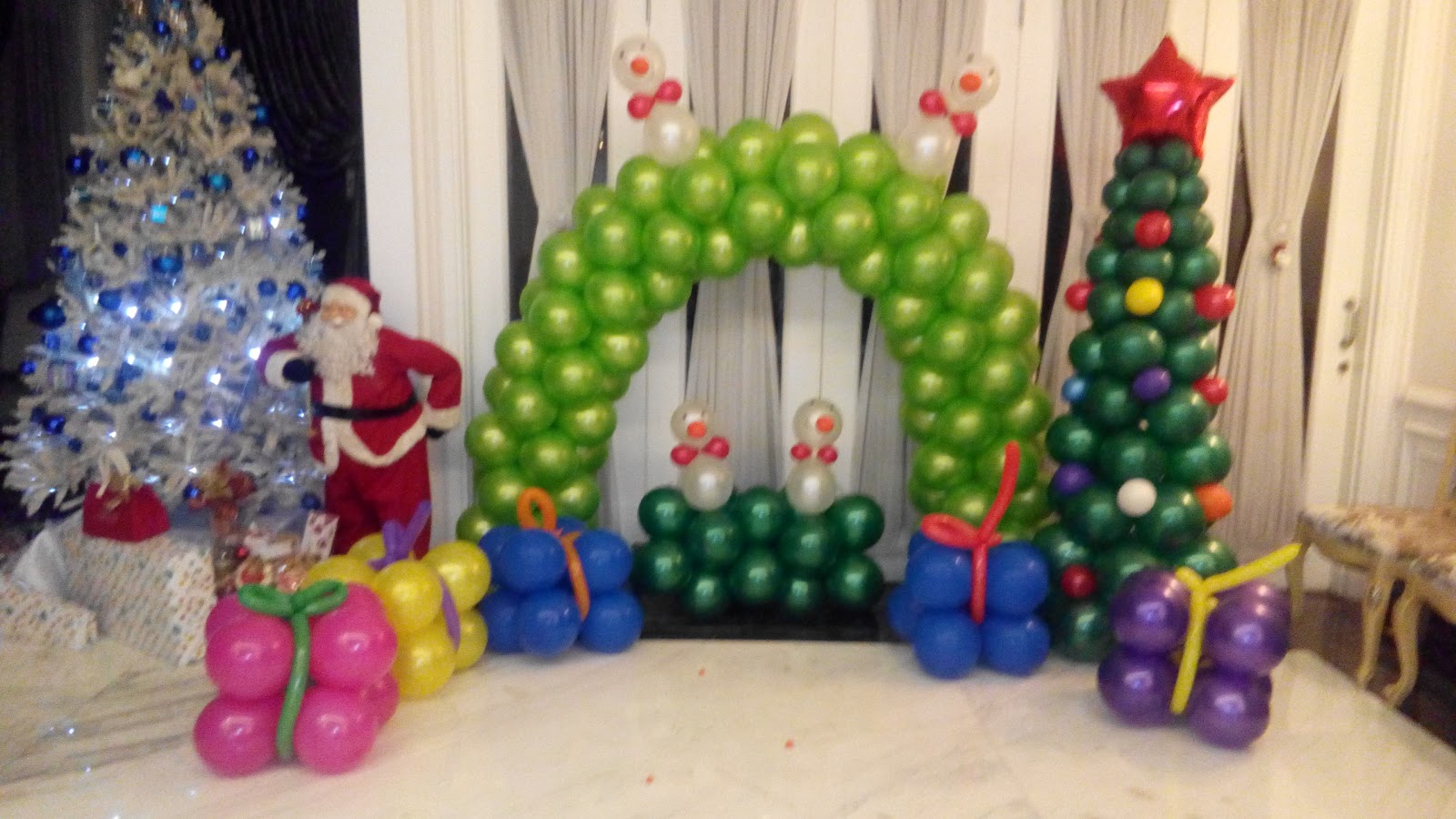 Gaya Terbaru 30+ Pohon Natal Dari Balon Dekorasi