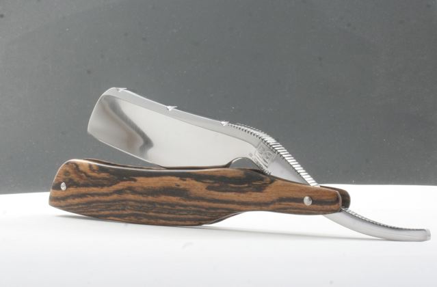 A Razors Tale: Custom Straight Razors