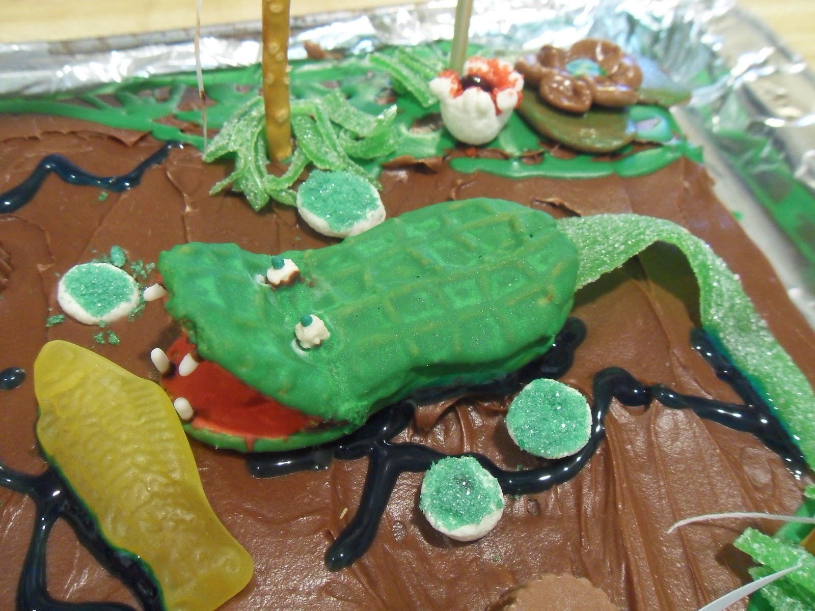 Creative Pzazz: Swamp People Cake
