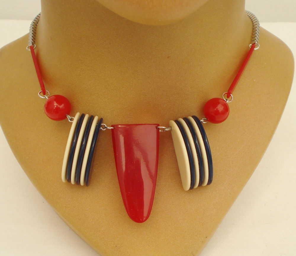 El Arte de la Orfebrería y Joyería : noviembre 2015