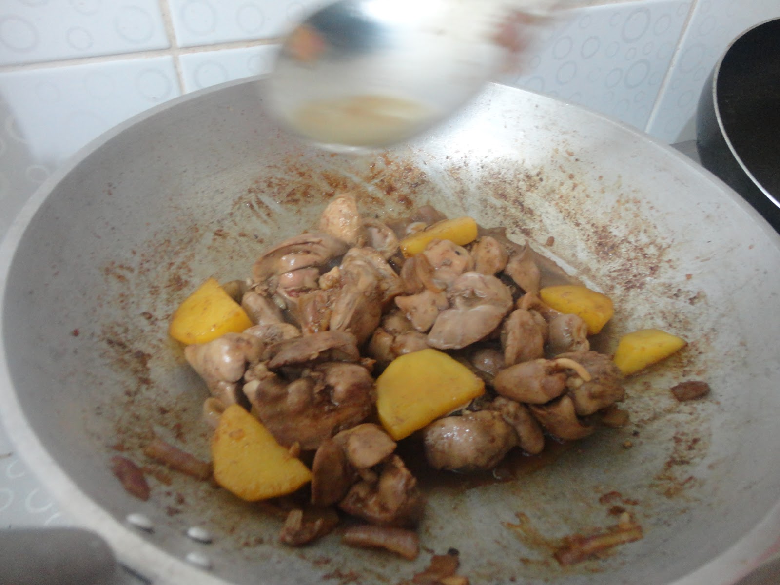 THE DENTIST IS IN THE KITCHEN: Adobong Atay Balun-balunan ng Manok ...
