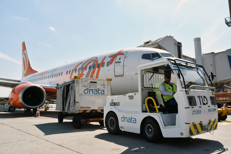 Na Viagem: 15 novos tratores elétricos são adquiridos pela dnata para ...