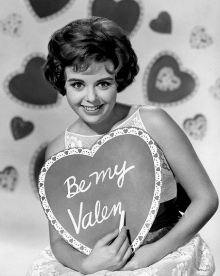 wacky tacky: wacky tacky icons: Dance Annette!