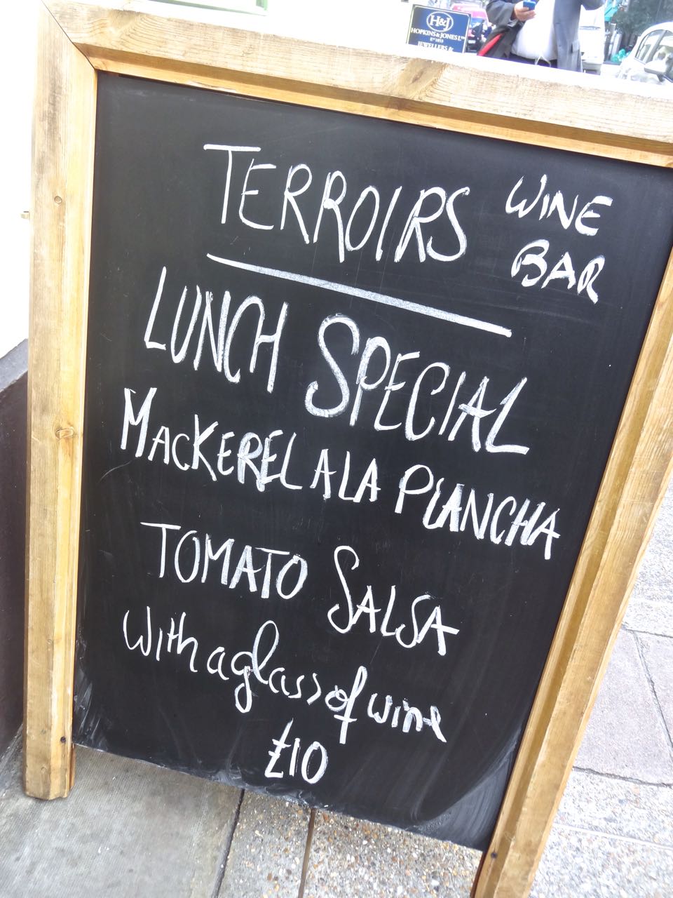 Scrumpdillyicious: Terroir Wine Bar: A Hidden Gem in the Heart London