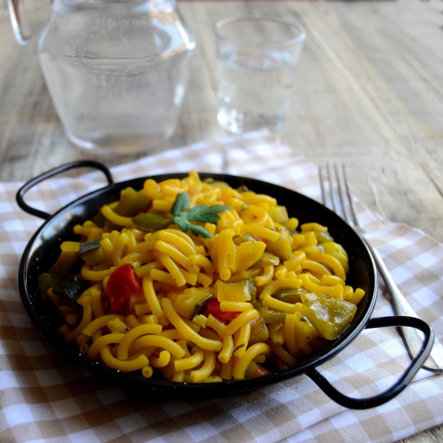 FIDEUA DE CARNE | Cocina