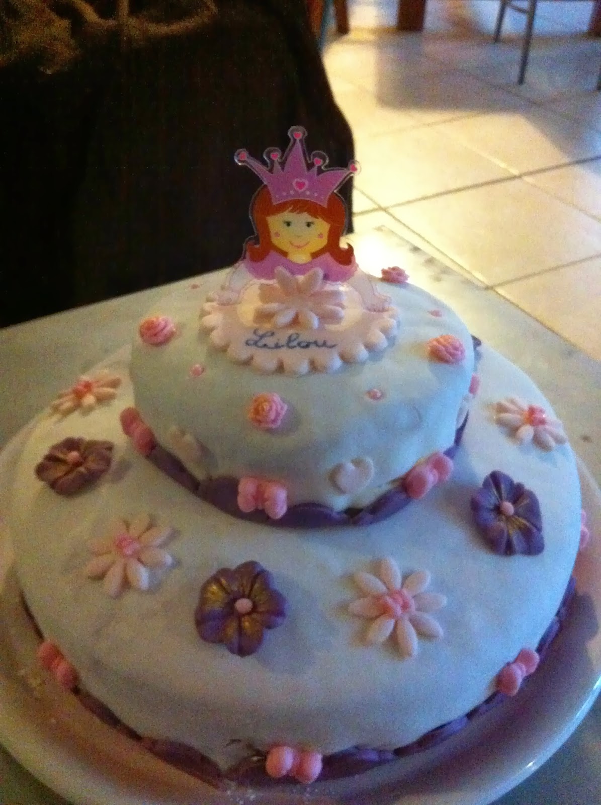 les gourmandises de coco: Gâteau anniversaire de princesse pour ma ...