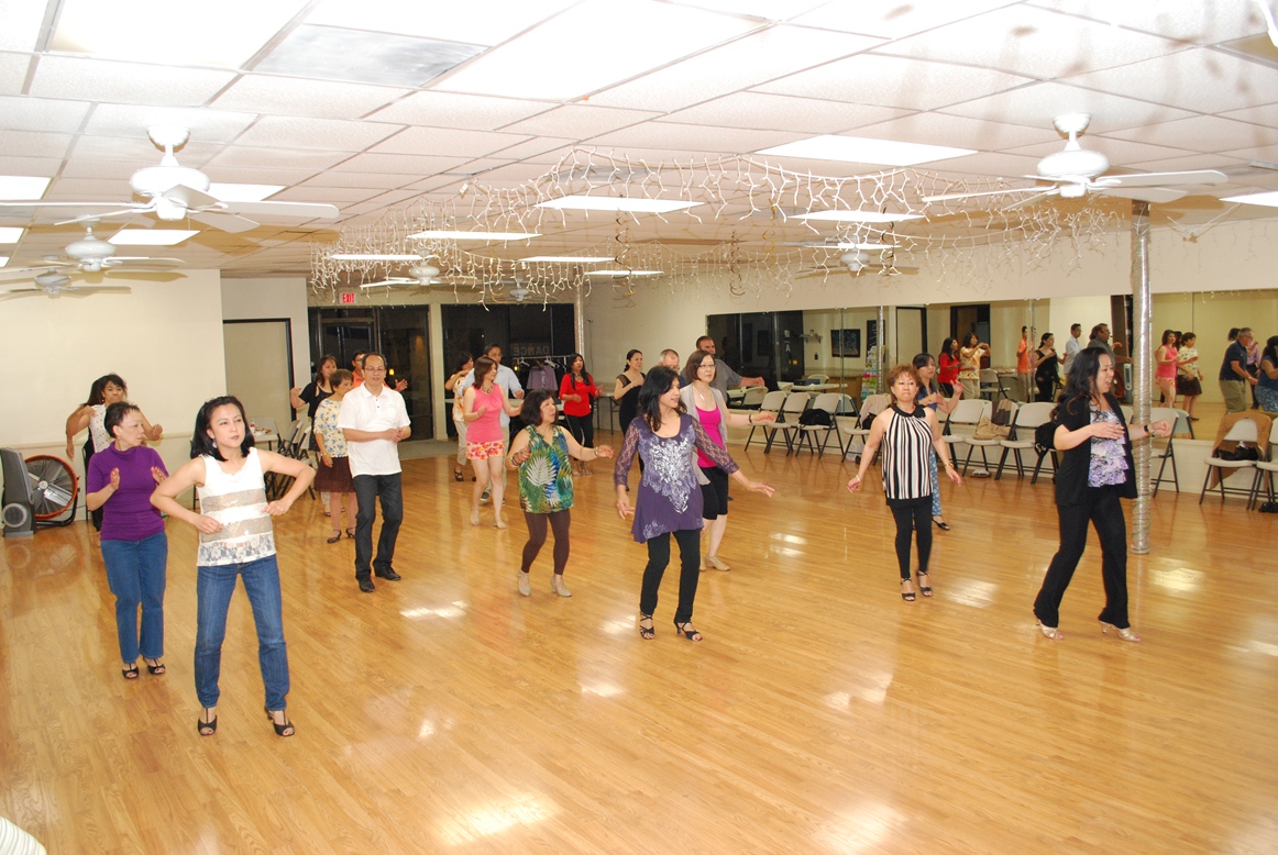 April 20 Line Dancing Class Pictures ~ Vogue Dance Club - Line Dancing ...