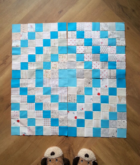 Mini Archie's March Furtle Around The Blogosphere